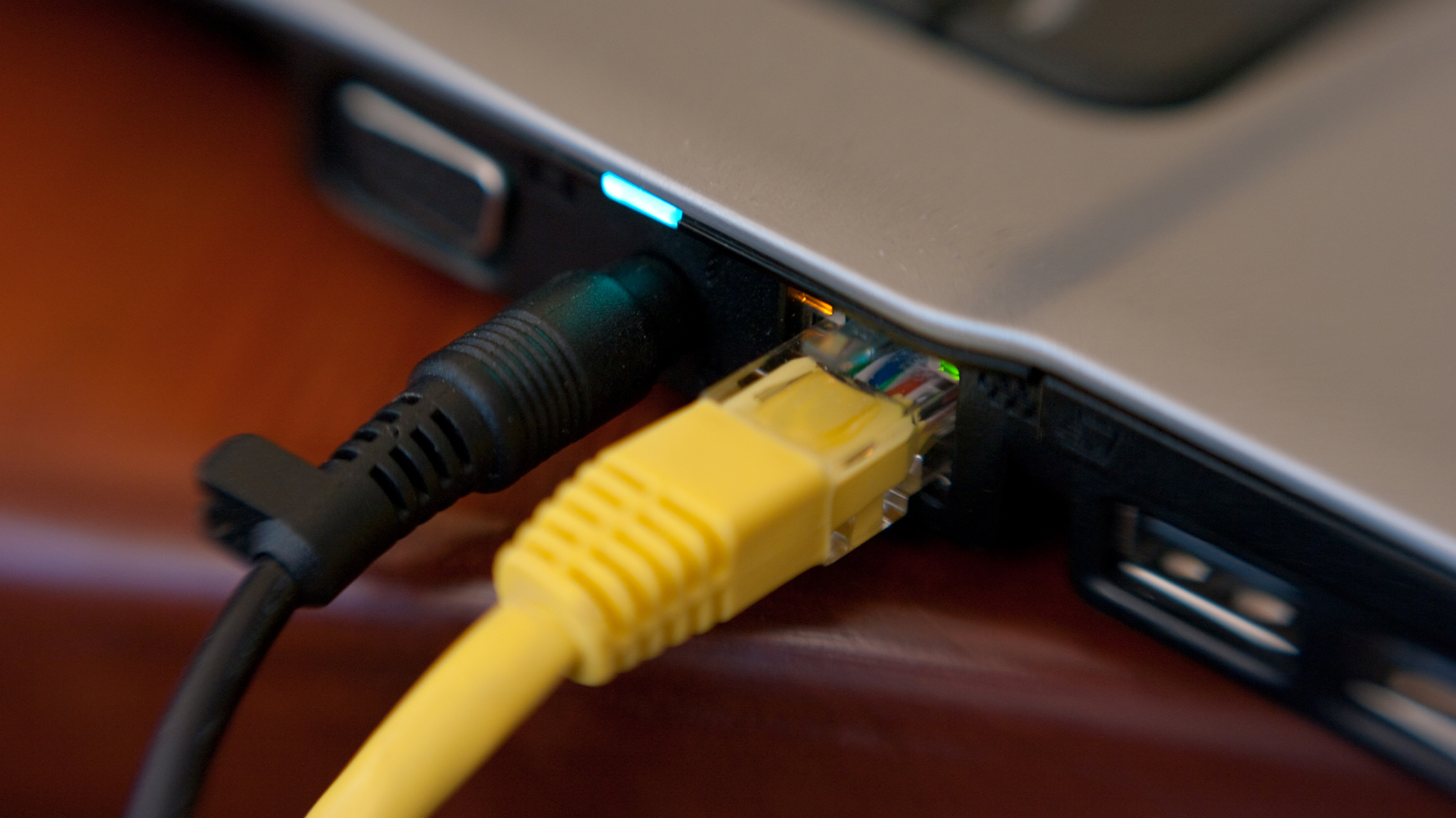 Droht das DSL-Aus? Deutschland will auf Glasfaser umsteigen - COMPUTER BILD