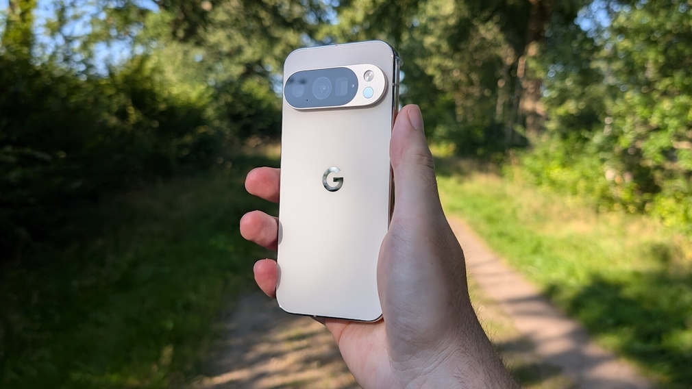 Google Pixel 10 Pro: Licht und Schatten im Test - COMPUTER BILD
