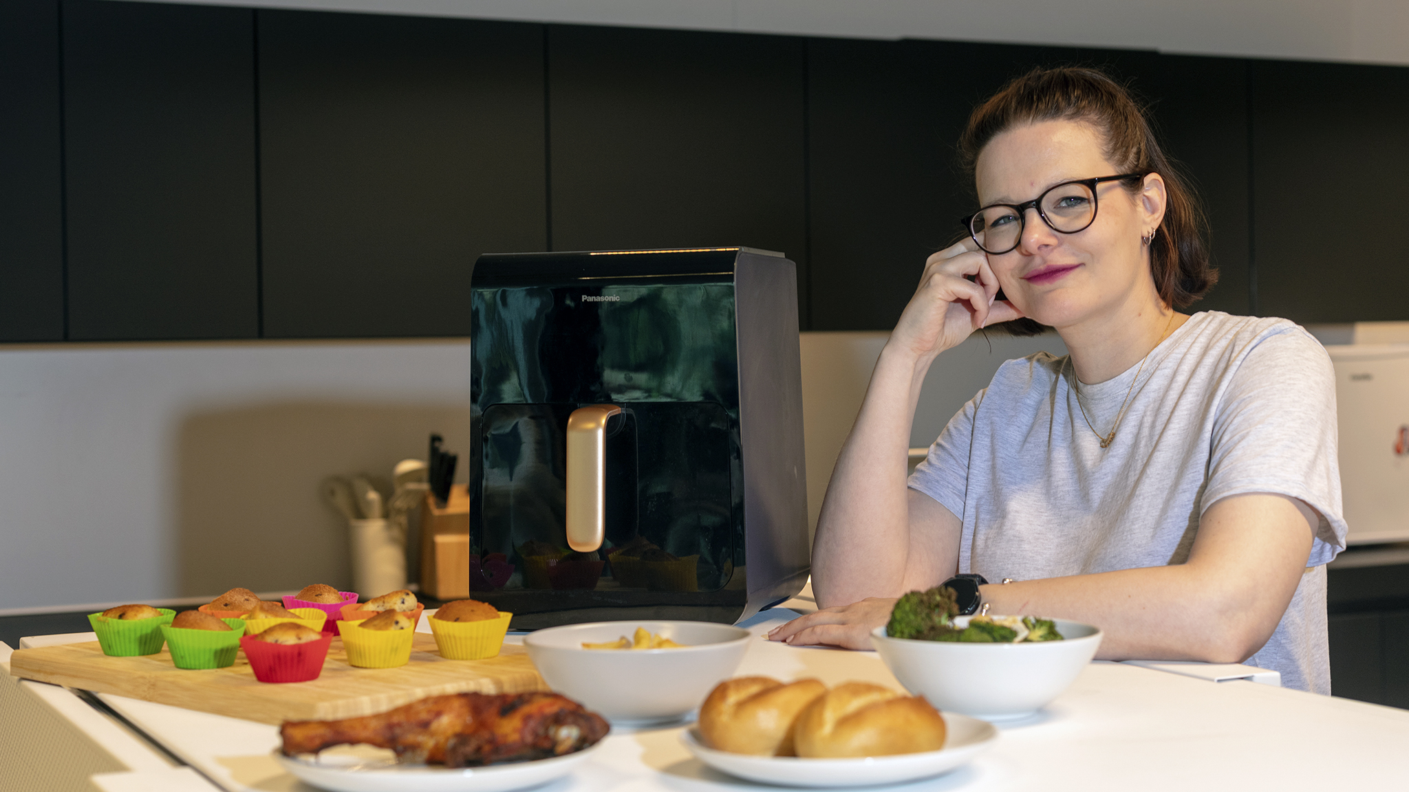 Panasonic NF-CC600 Test 2025: Günstiger Airfryer mit Dampf - COMPUTER BILD