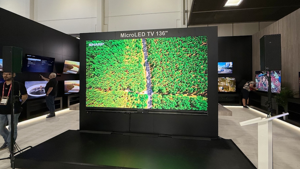 IFA 2025: Sharp mit neuen TVs, Soundbars und mehr - COMPUTER BILD