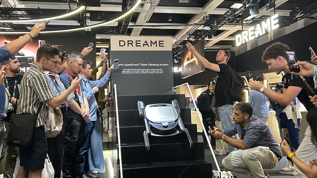 Dreame Cyber X: Dieser Staubsauger-Roboter meistert Treppen - COMPUTER BILD