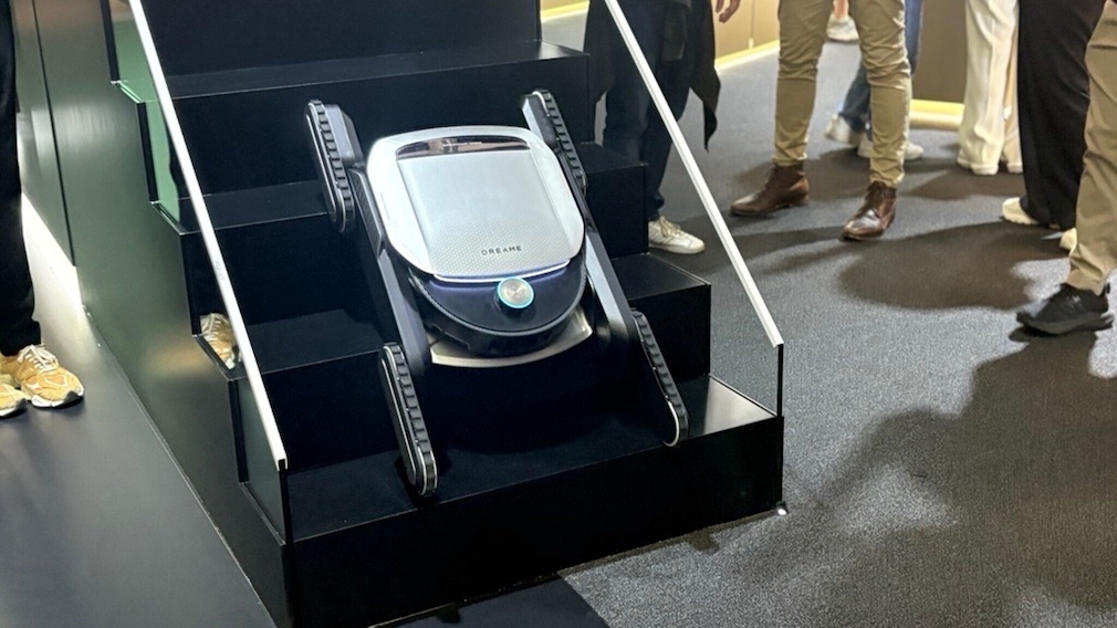 Dreame Cyber X: Dieser Staubsauger-Roboter meistert Treppen - COMPUTER BILD
