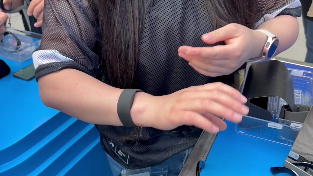 Meta Ray-Ban Display ausprobiert: Die neue AR-Brille mit KI - COMPUTER BILD