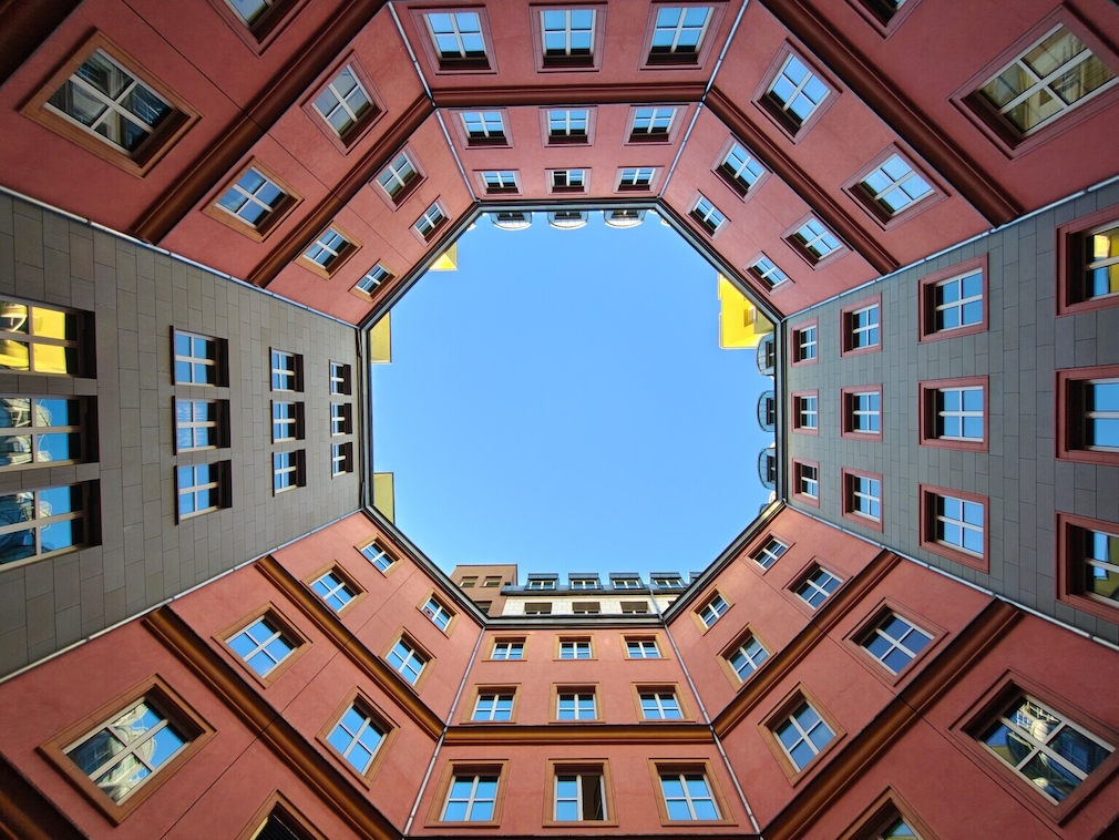 Motorola Edge 70 im Test: Besser und billiger als das iPhone Air ...