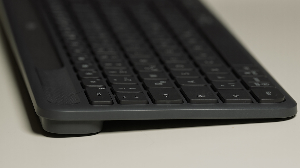 Logitech Signature Slim Solar+ K980: Test der Funktastatur - COMPUTER BILD