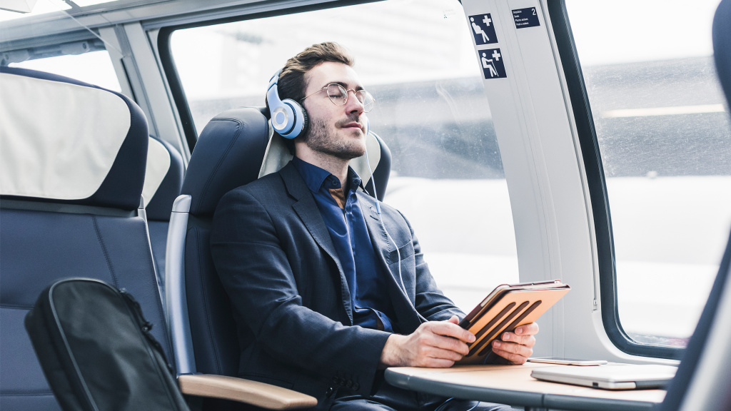 Die besten Kopfhörer zum Reisen (2025) - COMPUTER BILD