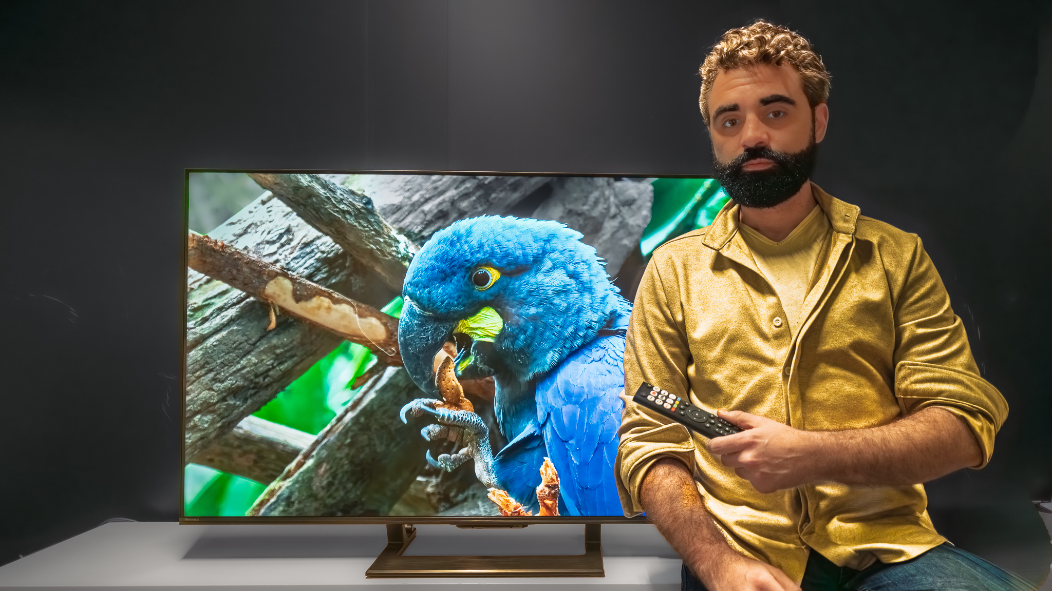 Hisense U7Q im Test: Günstiger Smart-TV mit QD-Mini-LED - COMPUTER BILD