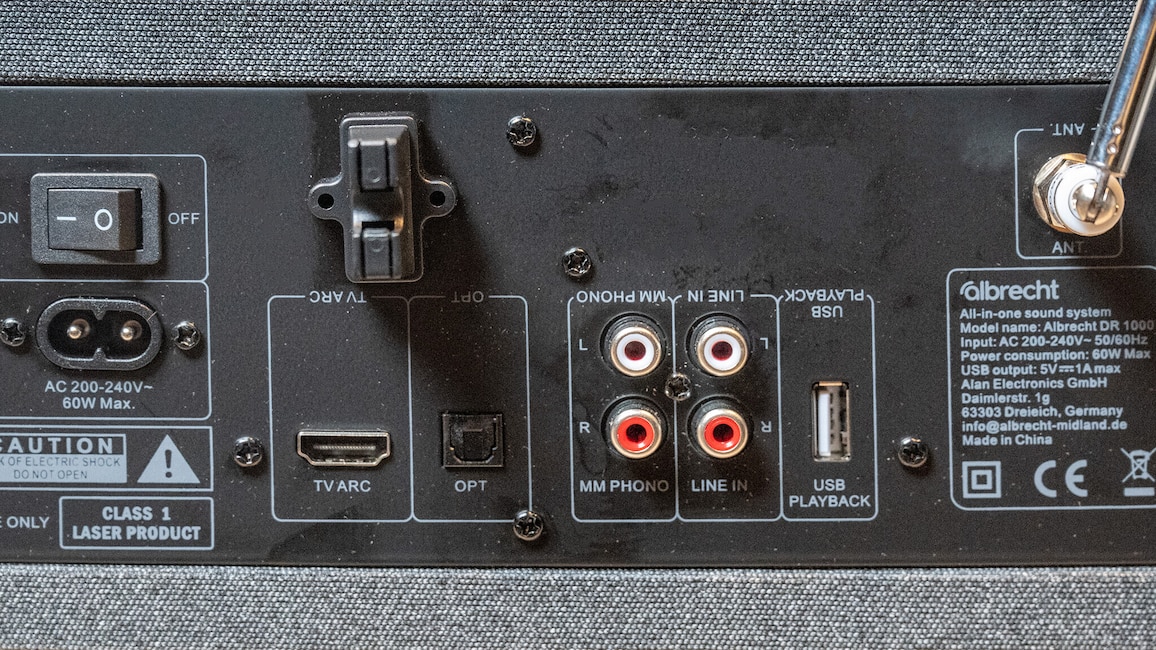 Albrecht DR 1000 im Test: Mittelpunkt des Wohnzimmers - COMPUTER BILD