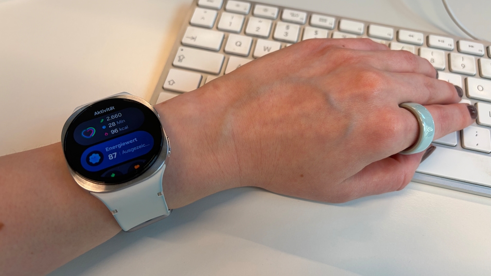 Oura Ring 4 vs. Galaxy Watch 8: Beide tragen oder lieber eines ...