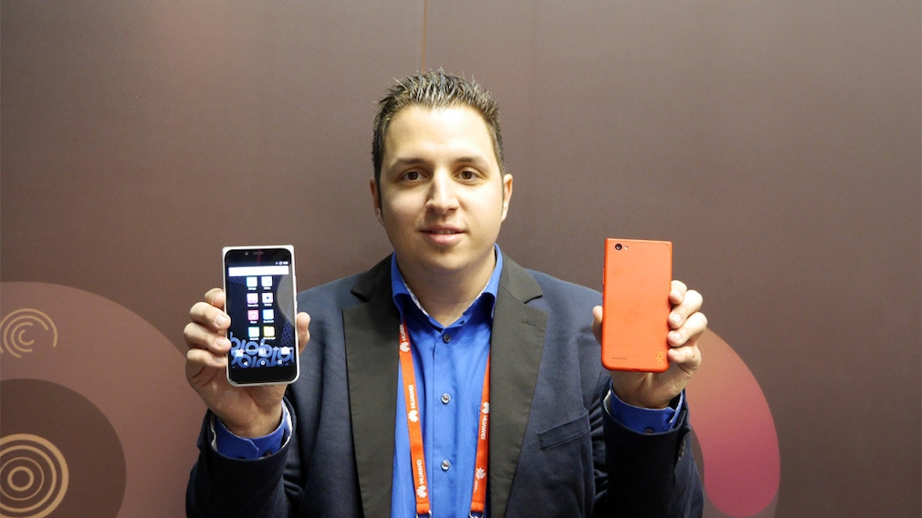 OBI Worldphone MV1: Cyanogen-Smartphone mit Apple-DNA - COMPUTER BILD