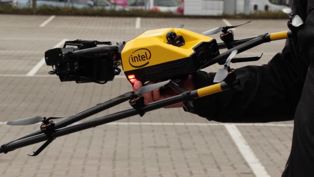 Intel Falcon 8 Plus: Neue Version der Profi-Drohne - COMPUTER BILD