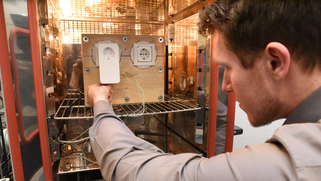 Zu Besuch bei Devolo: Power aus Aachen - COMPUTER BILD