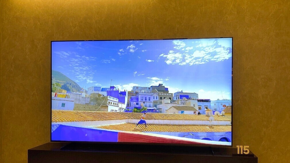 CES 2025: Captify stellt Brille mit Echtzeit-Untertiteln vor - COMPUTER BILD