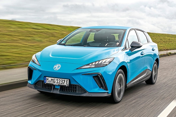 Welche Elektroautos haben die größten Batterien? - AUTO BILD